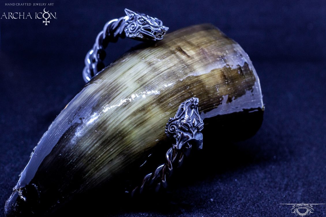 Blood Wolf Oath Ring - 4 Braides - Archa Icon